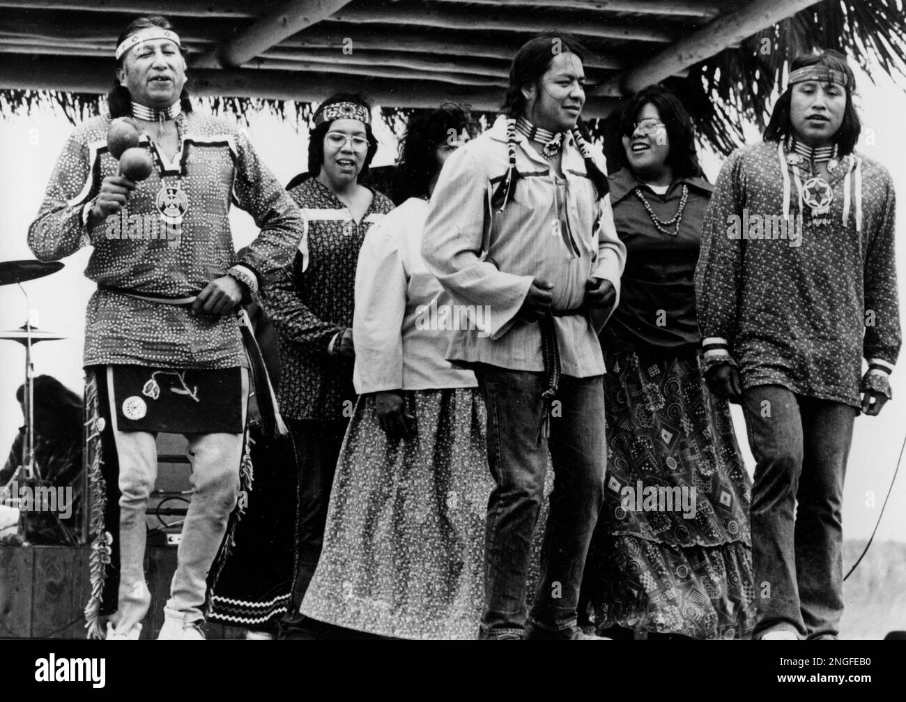 Chief Richard Crowe, left, of the Eastern Cherokee of North Carolina ...