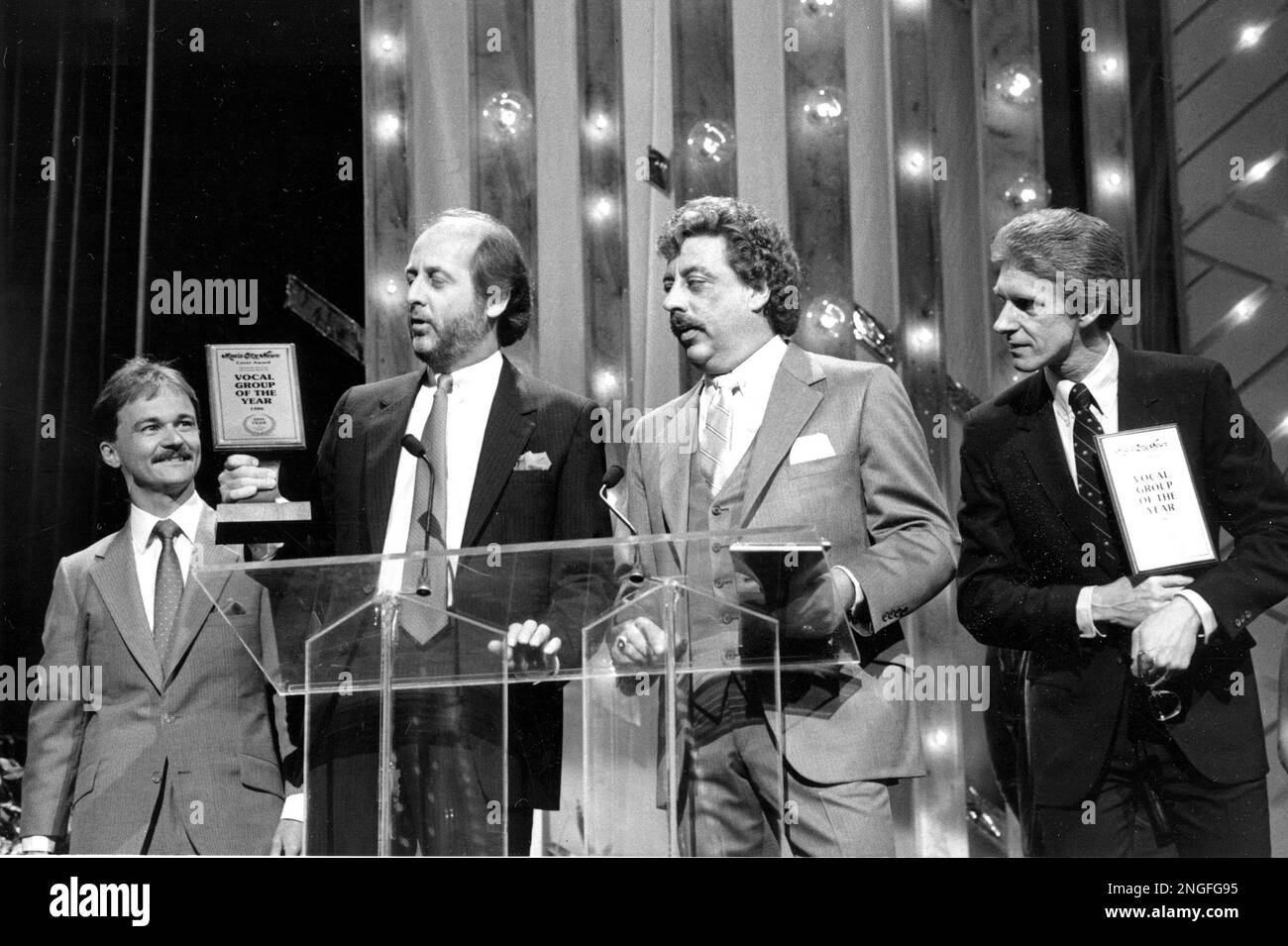 The Statler Brothers, Jimmy Fortune, Don Reid, Harold Reid, and Phil ...