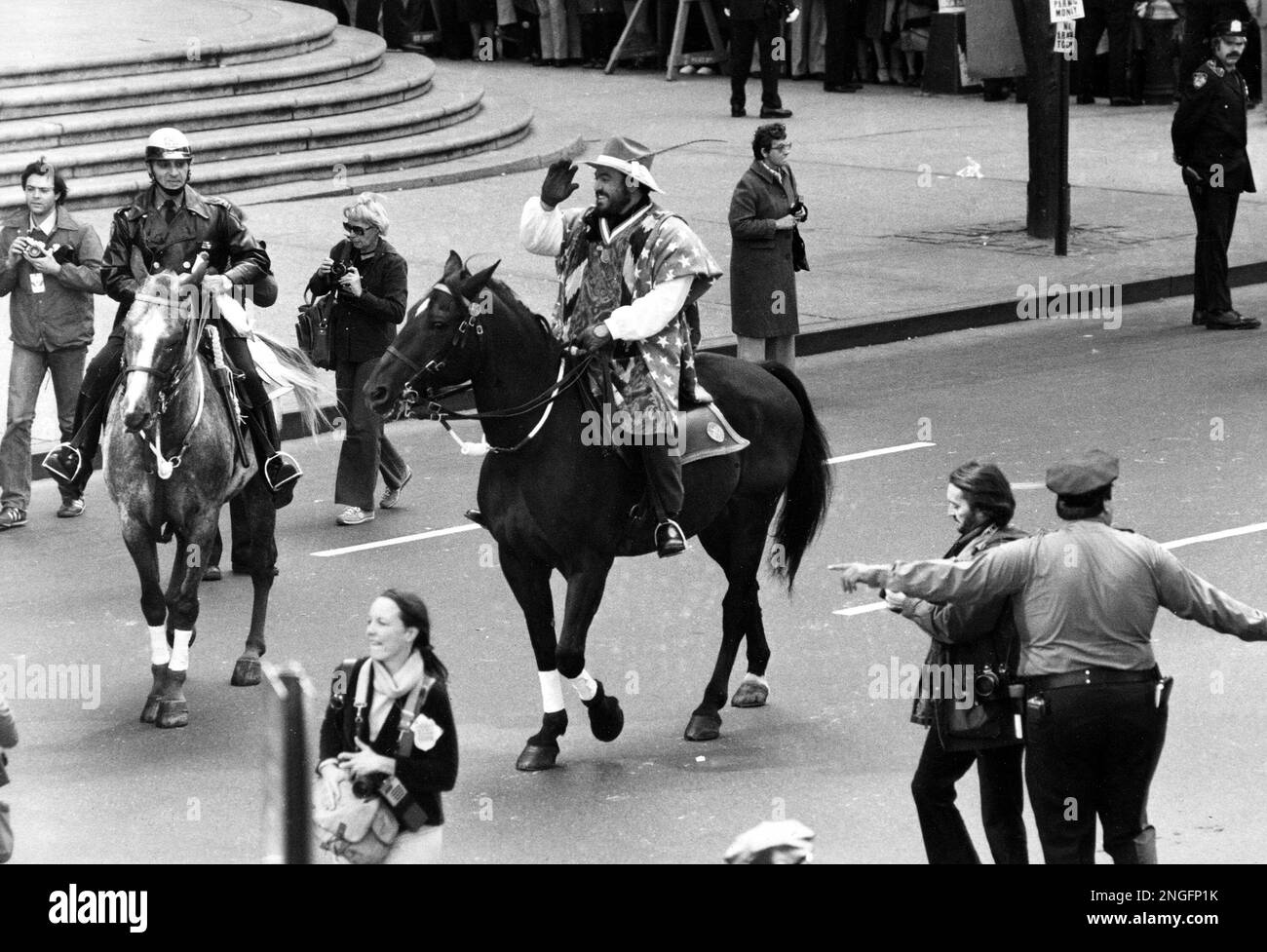 Opera singer Luciano Pavarotti, Grand Marshall of the New York Columbus ...
