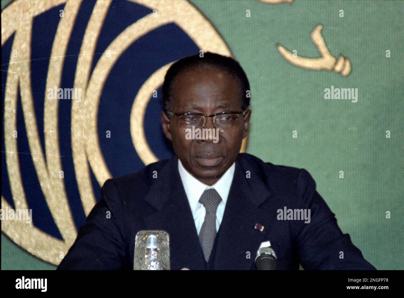 Senegalese President and poet Leopold Sedar Senghor, who led Senegal to ...