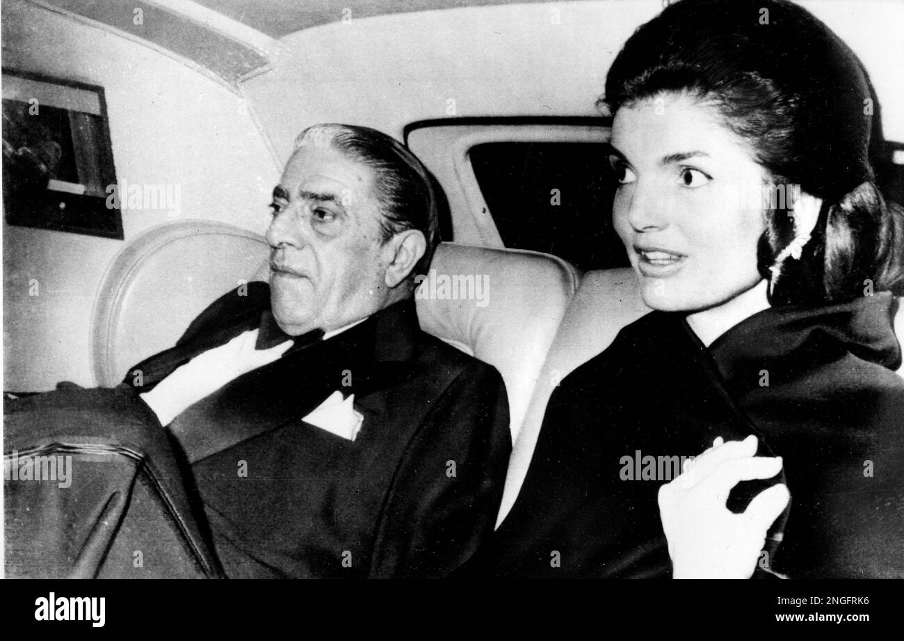 Jacqueline Kennedy Onassis and her husband, Greek businessman ...