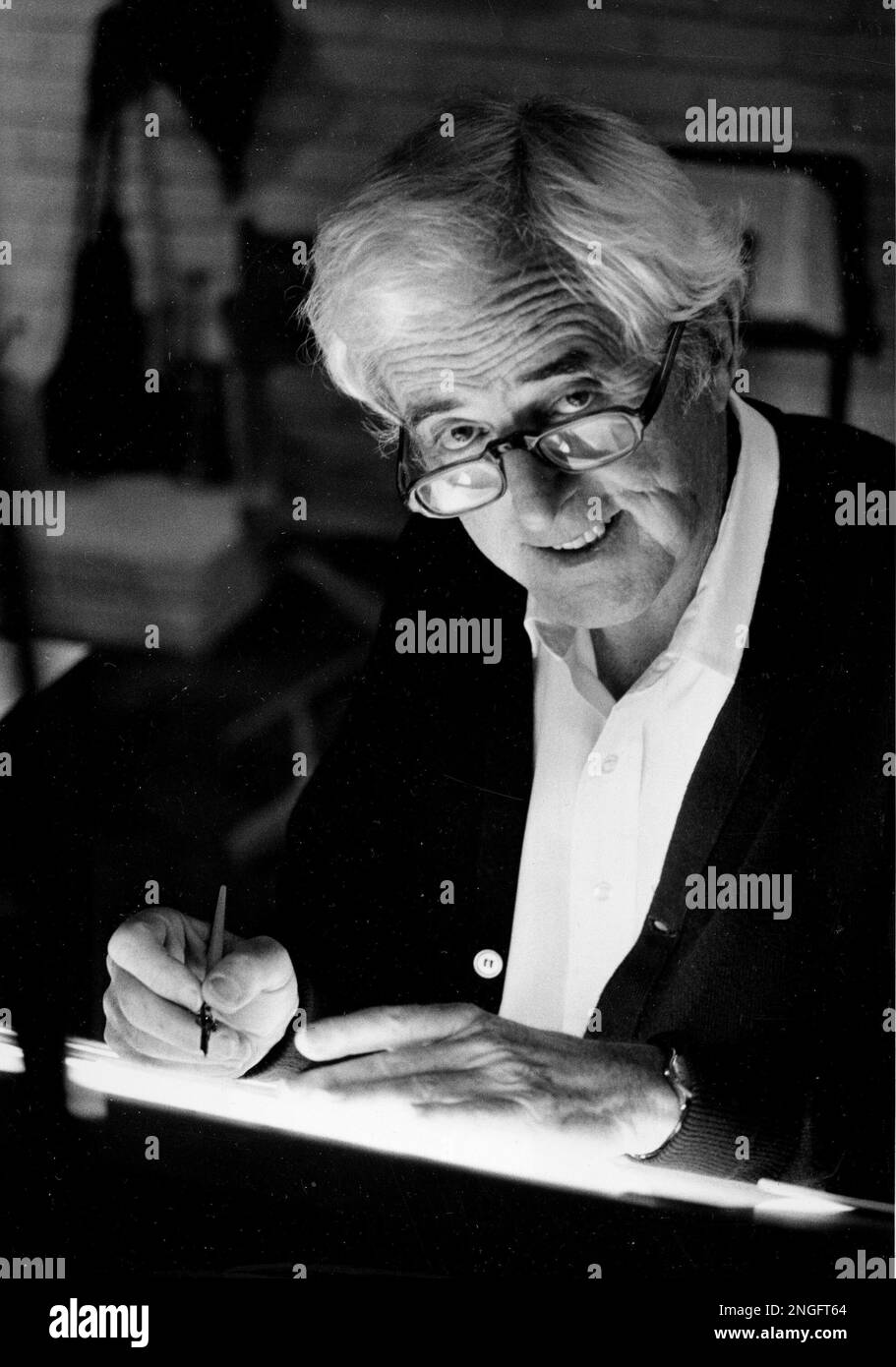 Hank Ketcham draws a sketch of his comic strip Dennis the Menace, at ...