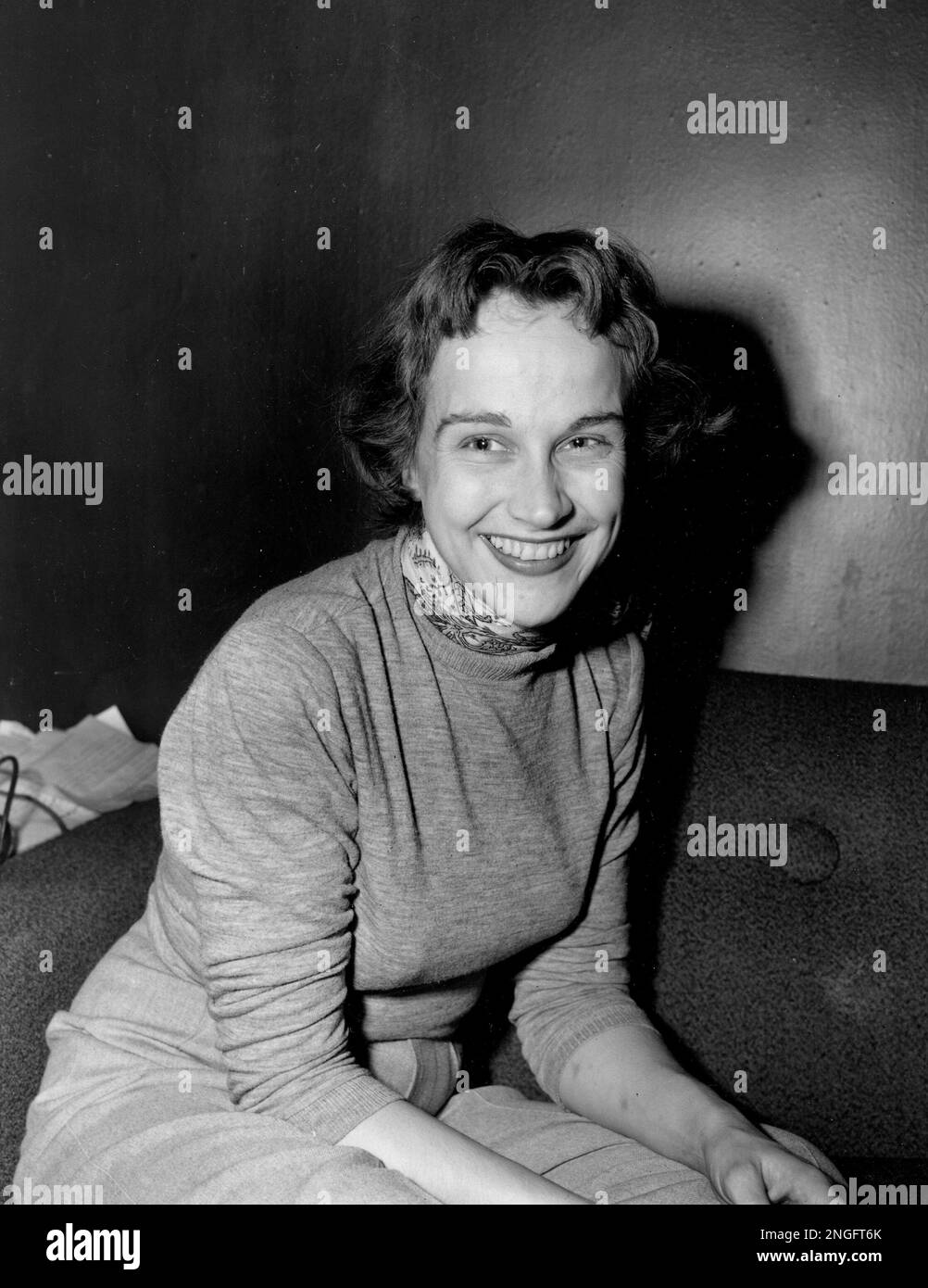 American actress Kim Hunter poses at her New York apartment, on March ...