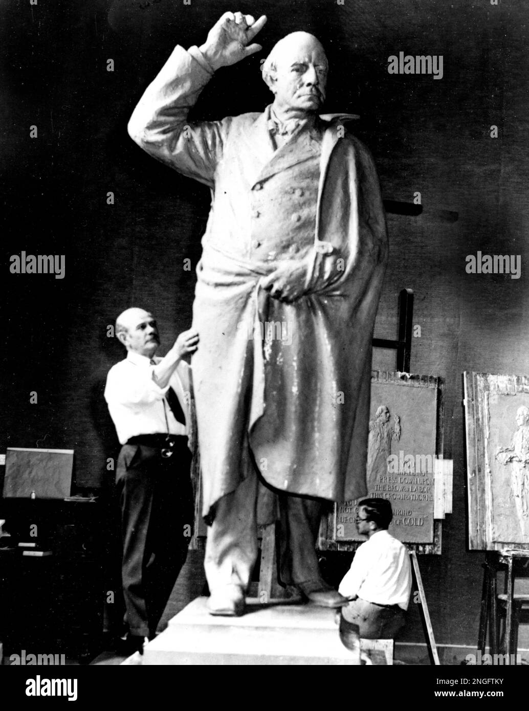 Sculptor Gutzon Borglum completes his design for the proposed memorial ...