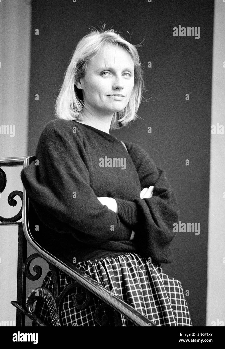 Actress Tess Harper is posing at the Beverly Wilshire Hotel, in Beverly ...