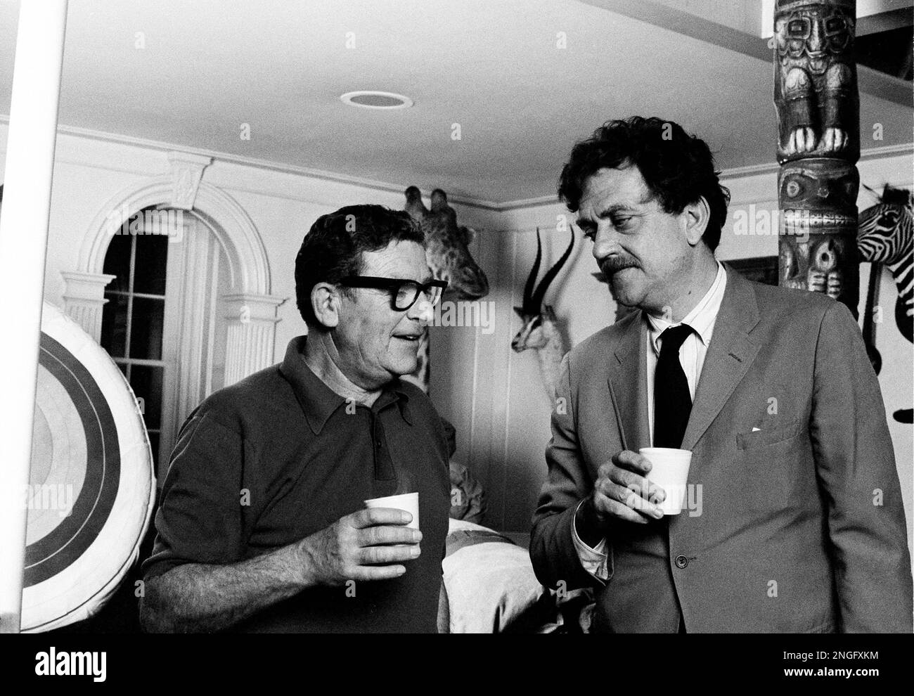 Writer Kurt Vonnegut Jr., right, talks with producer-director Mark ...