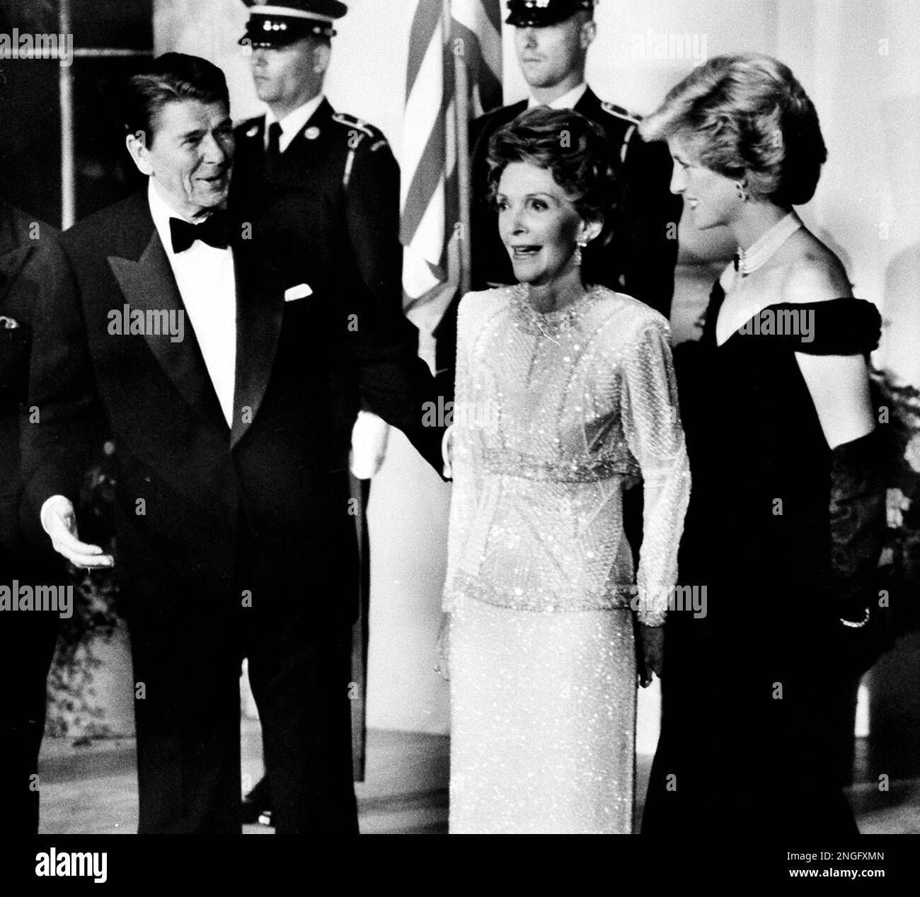 U.S. President Ronald Reagan and first lady Nancy Reagan welcome Diana ...