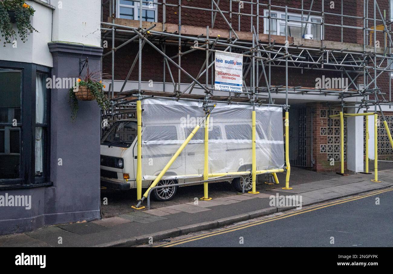 Amusing scaffolding hi-res stock photography and images - Alamy