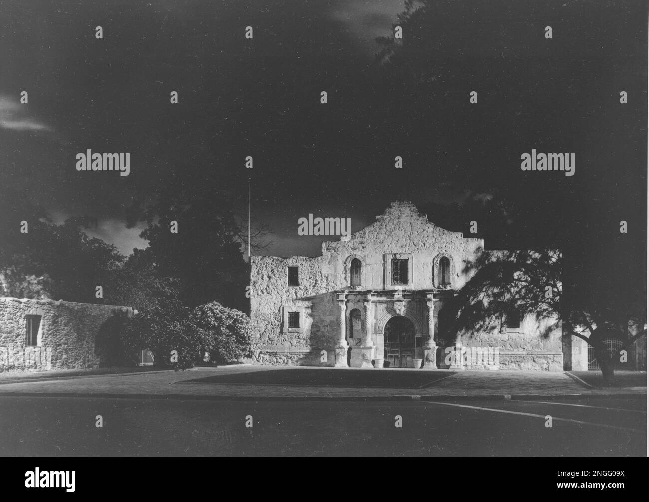The chapel of Alamo, site of an heroic battle during the Texan war of ...