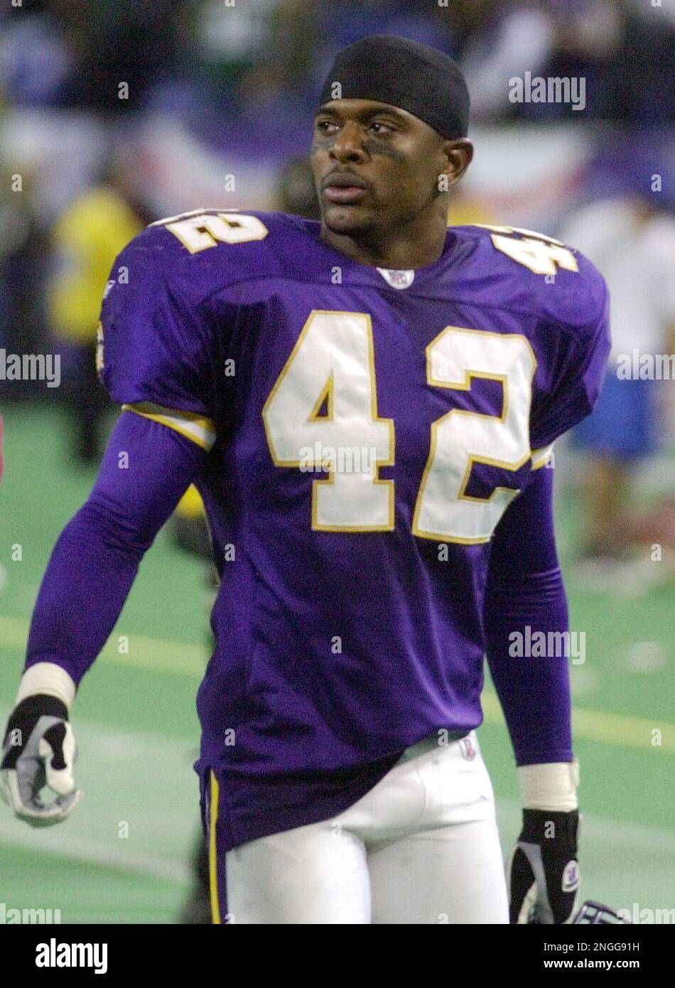 Minnesota Vikiings Jack Brewer, shown after the Nov. 17, 2002, game ...