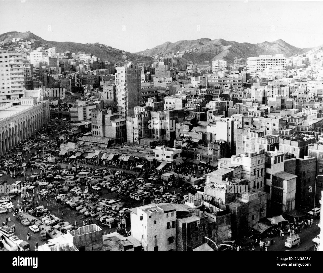 This is an aerial view of the city of Mecca as people arrive from all ...