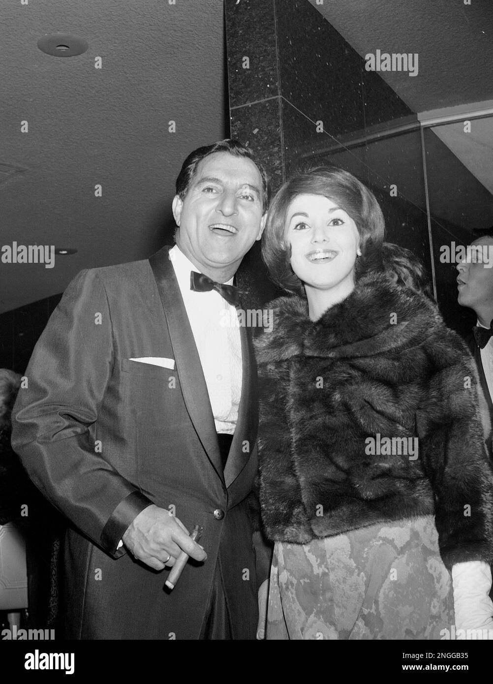 Entertainer Danny Thomas and his daughter Marlo are shown at the ...