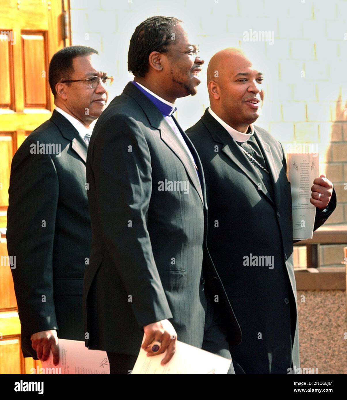 **RETRANSMISSION TO ADD NAME OF MAN AT LEFT TO CAPTION INFORMATION**The ...