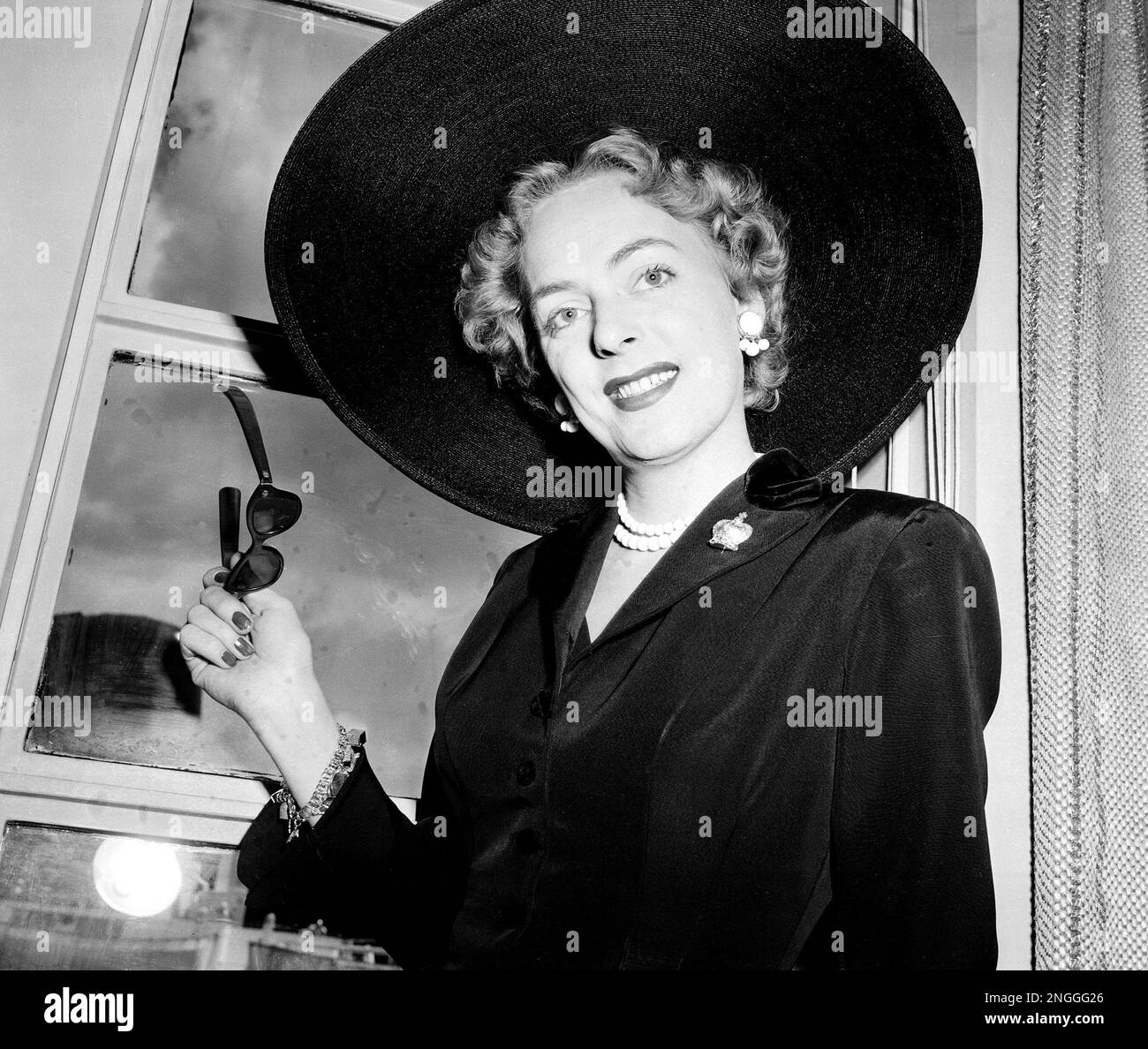 Nightclub entertainer Christine Jorgensen, who underwent surgery to ...
