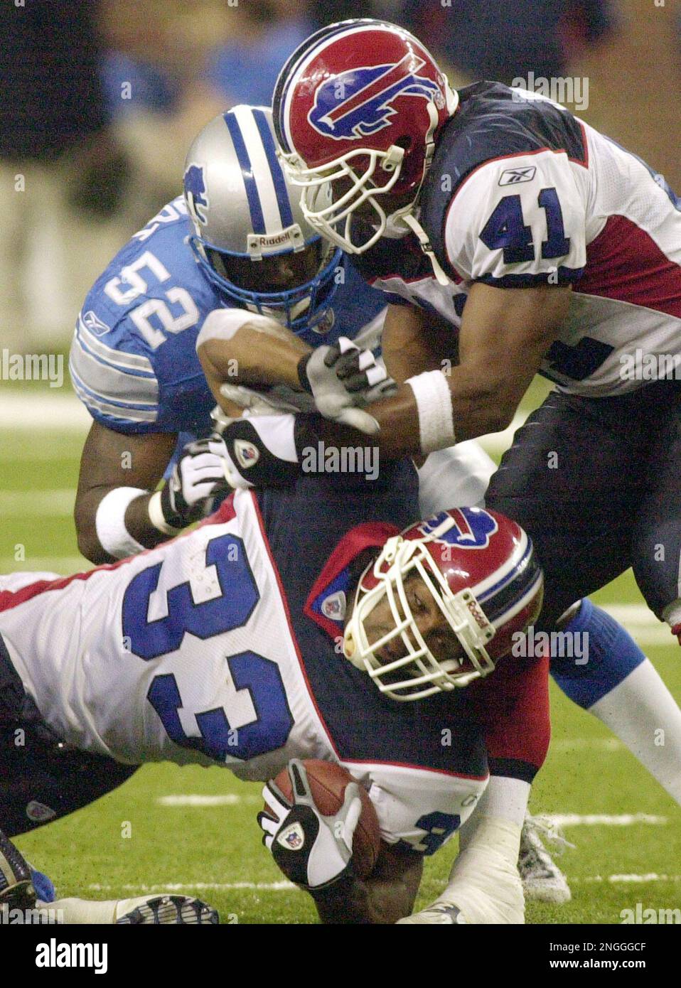 Buffalo Bills running back Sammy Morris looks for yardage as teammate ...