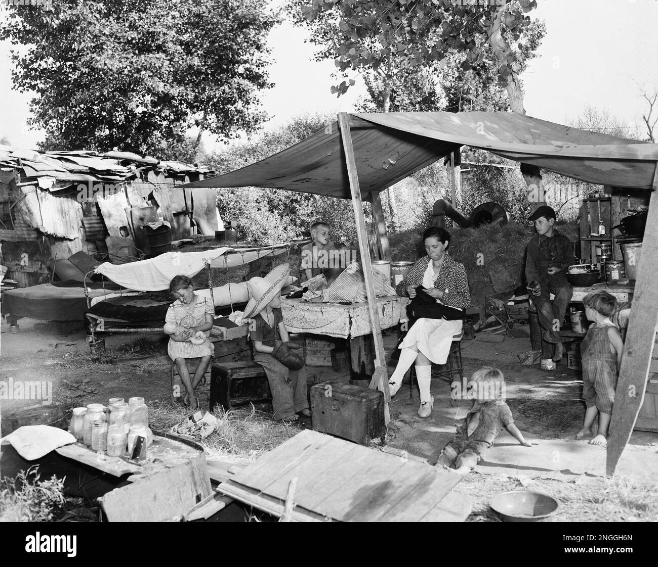 The Barnett family is shown at their makeshift shelter in Bakersfield ...