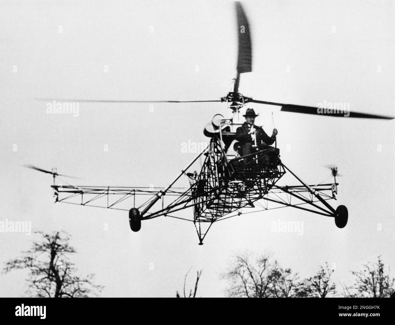 Igor I. Sikorsky, Aeronautical engineer and manager of the Vought ...