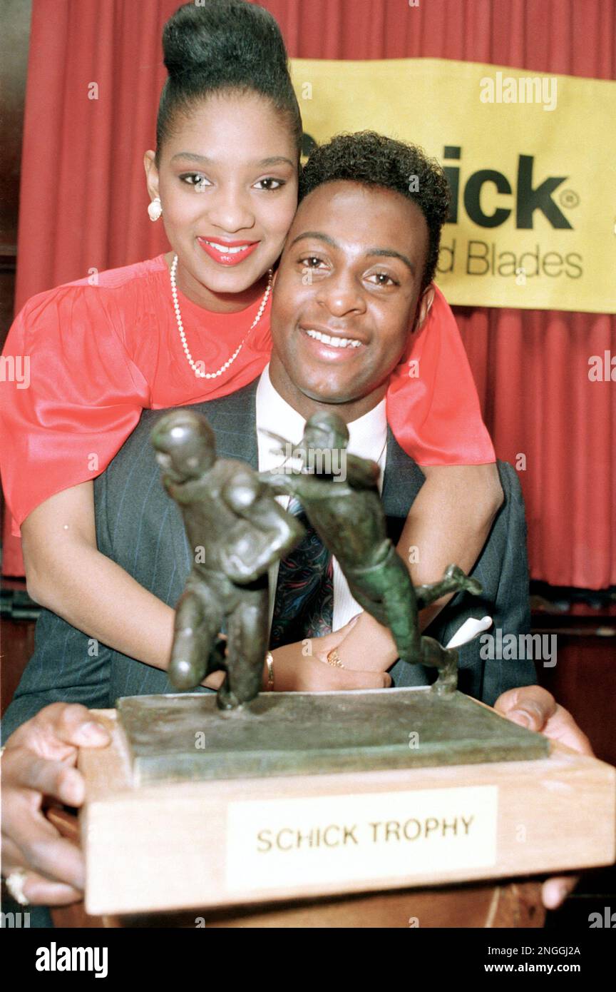 San Francisco 49ers Jerry Rice poses with his wife, Jackie, after he ...