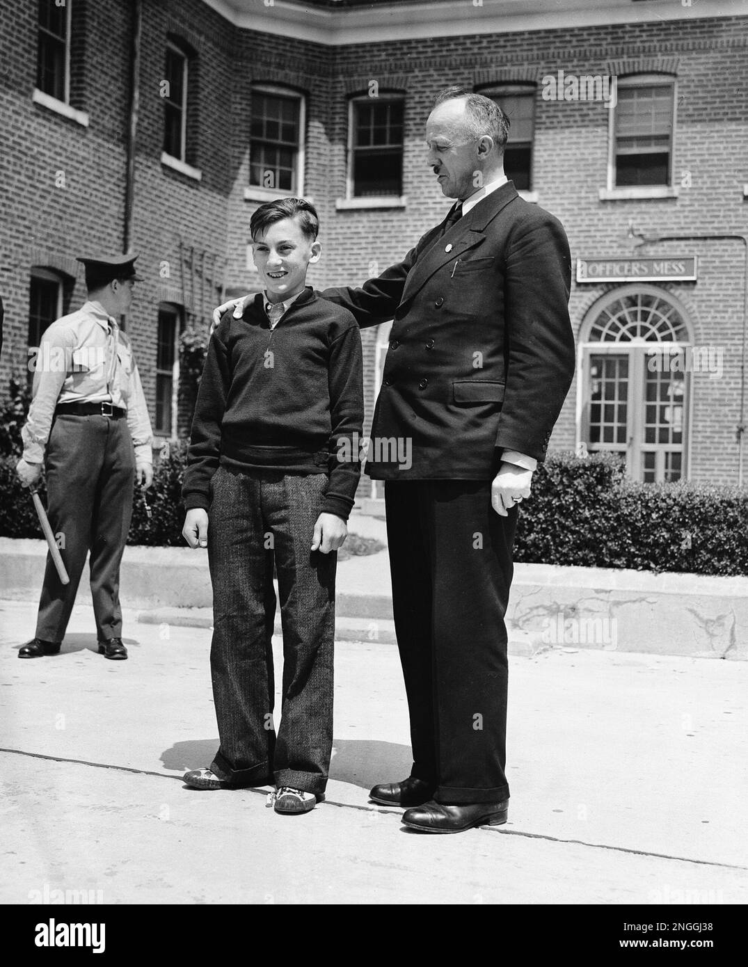 Two survivors of the Hindenburg disaster, 13-year-old Werner Franz ...