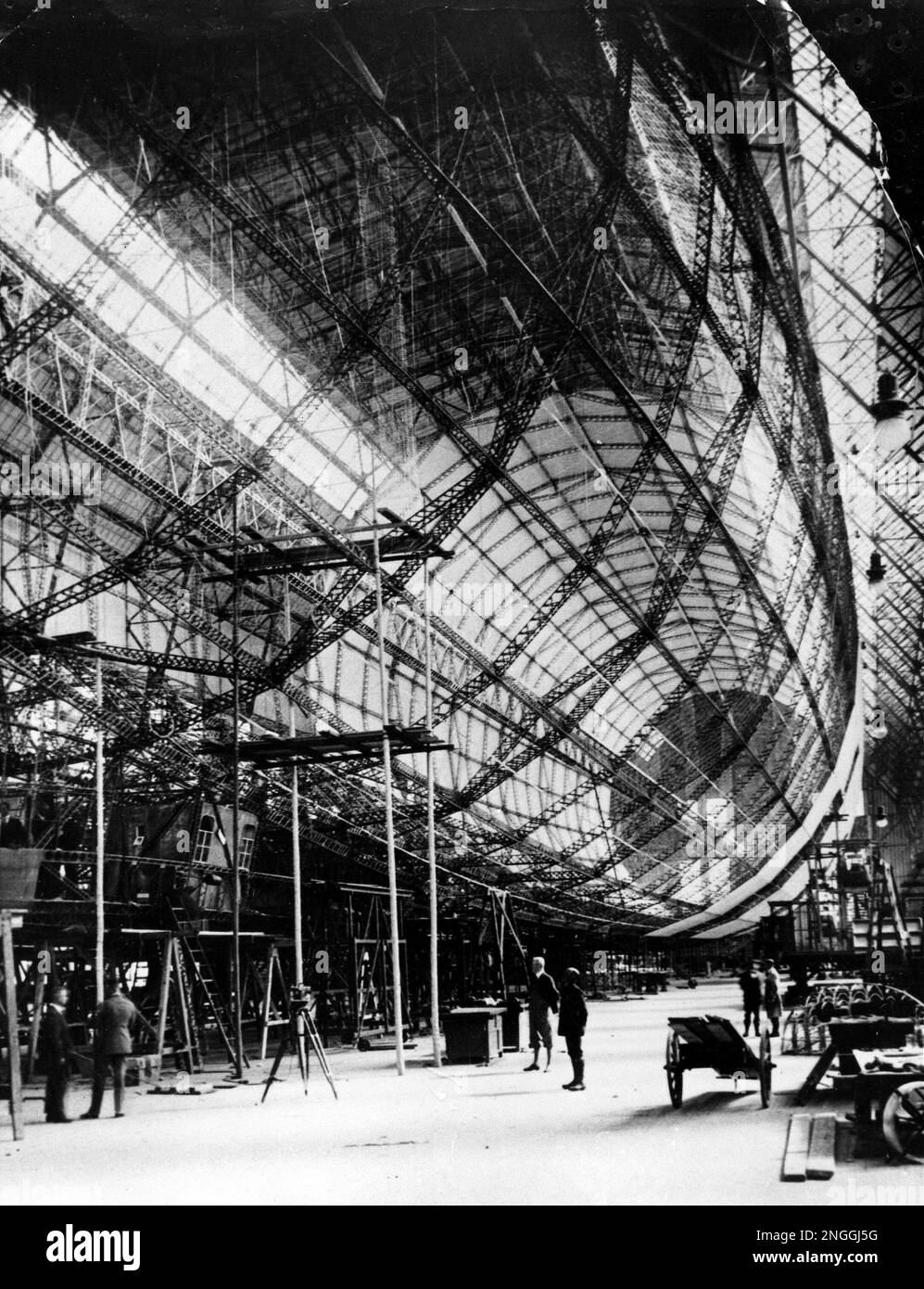 A section of the nearly completed German dirigible LZ-127 Graf Zeppelin ...