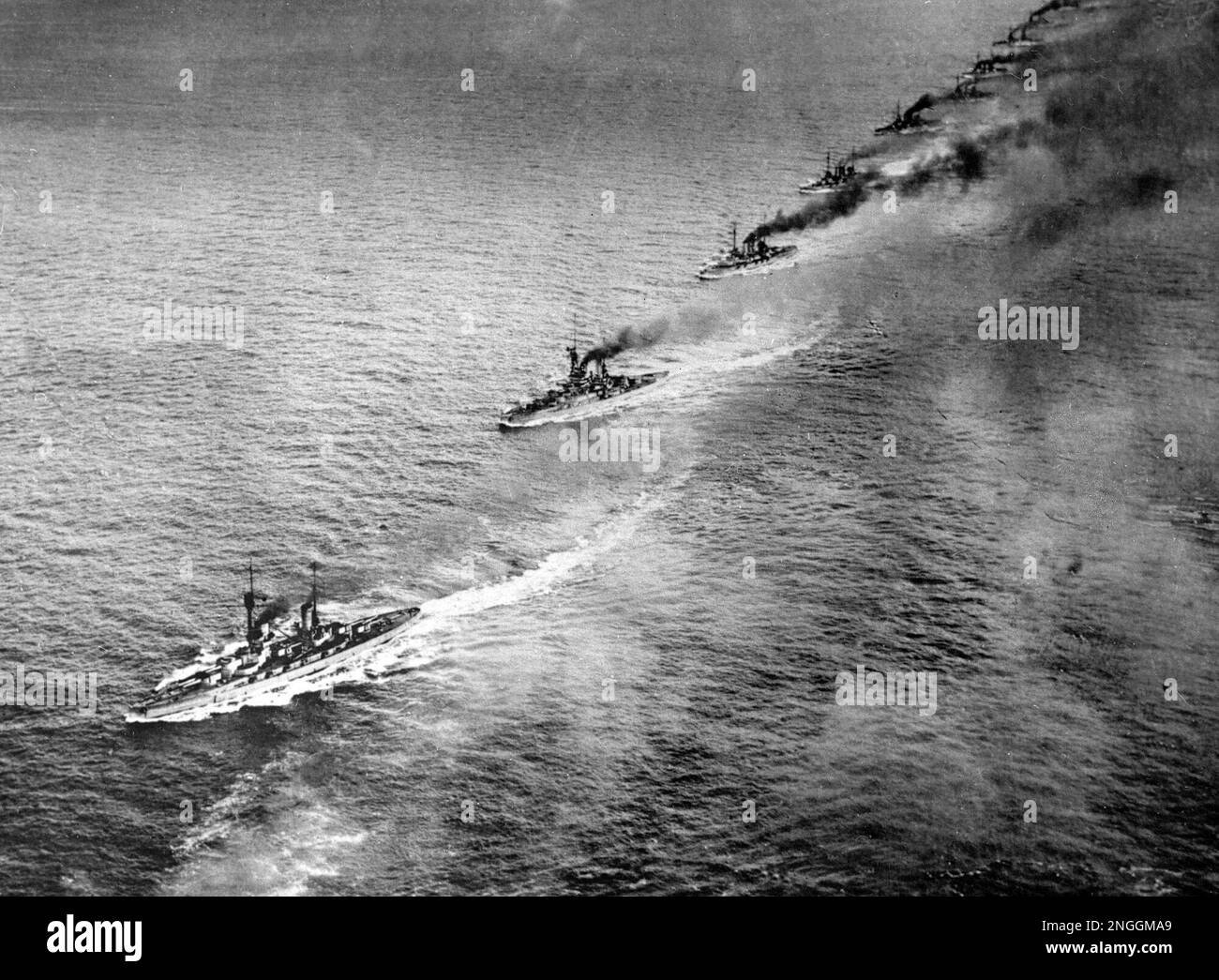 Battle of Jutland - The British grand fleet under Admiral Jellicoe on ...