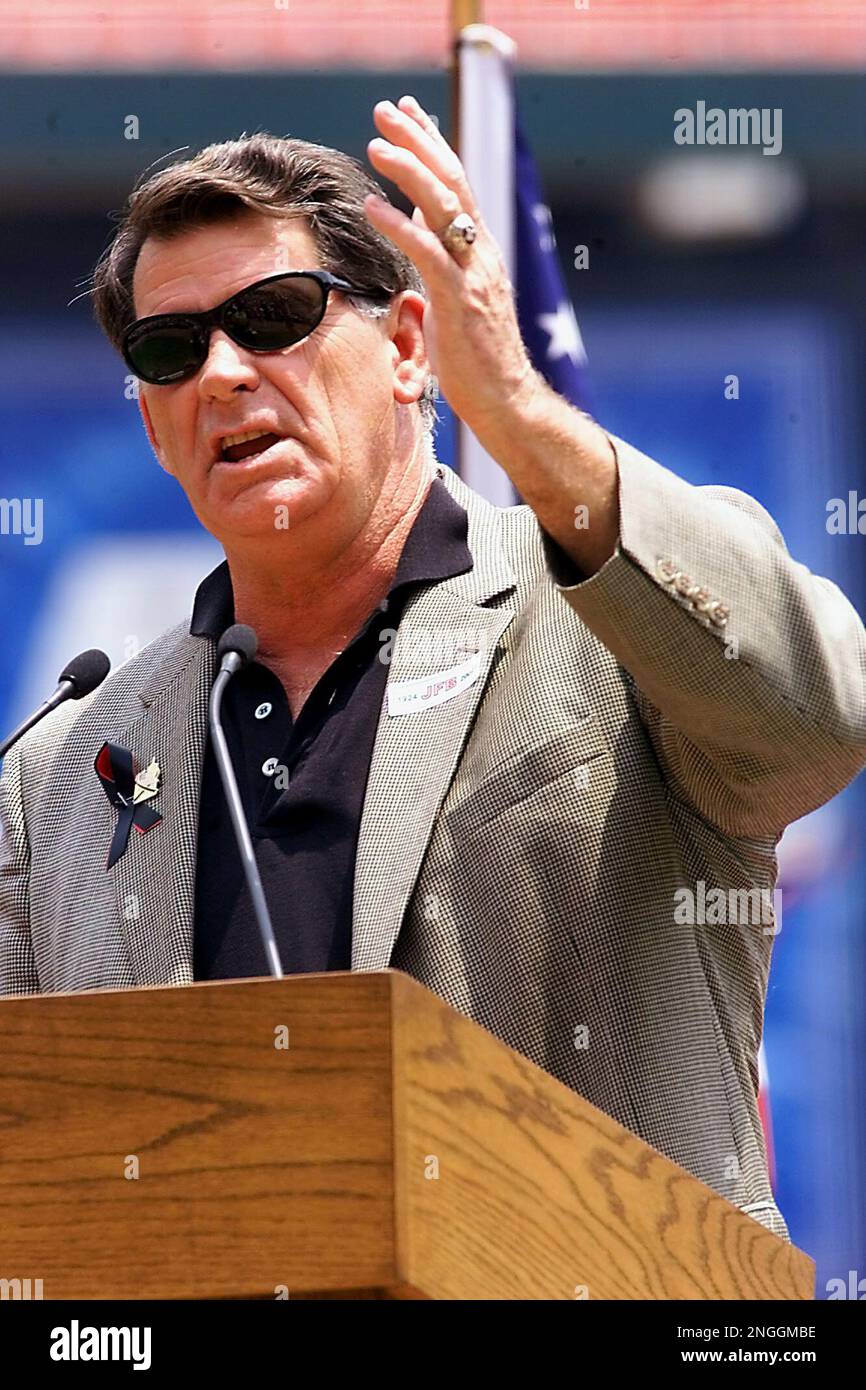 St. Louis Cardinals broadcaster Mike Shannon talks about his partner ...