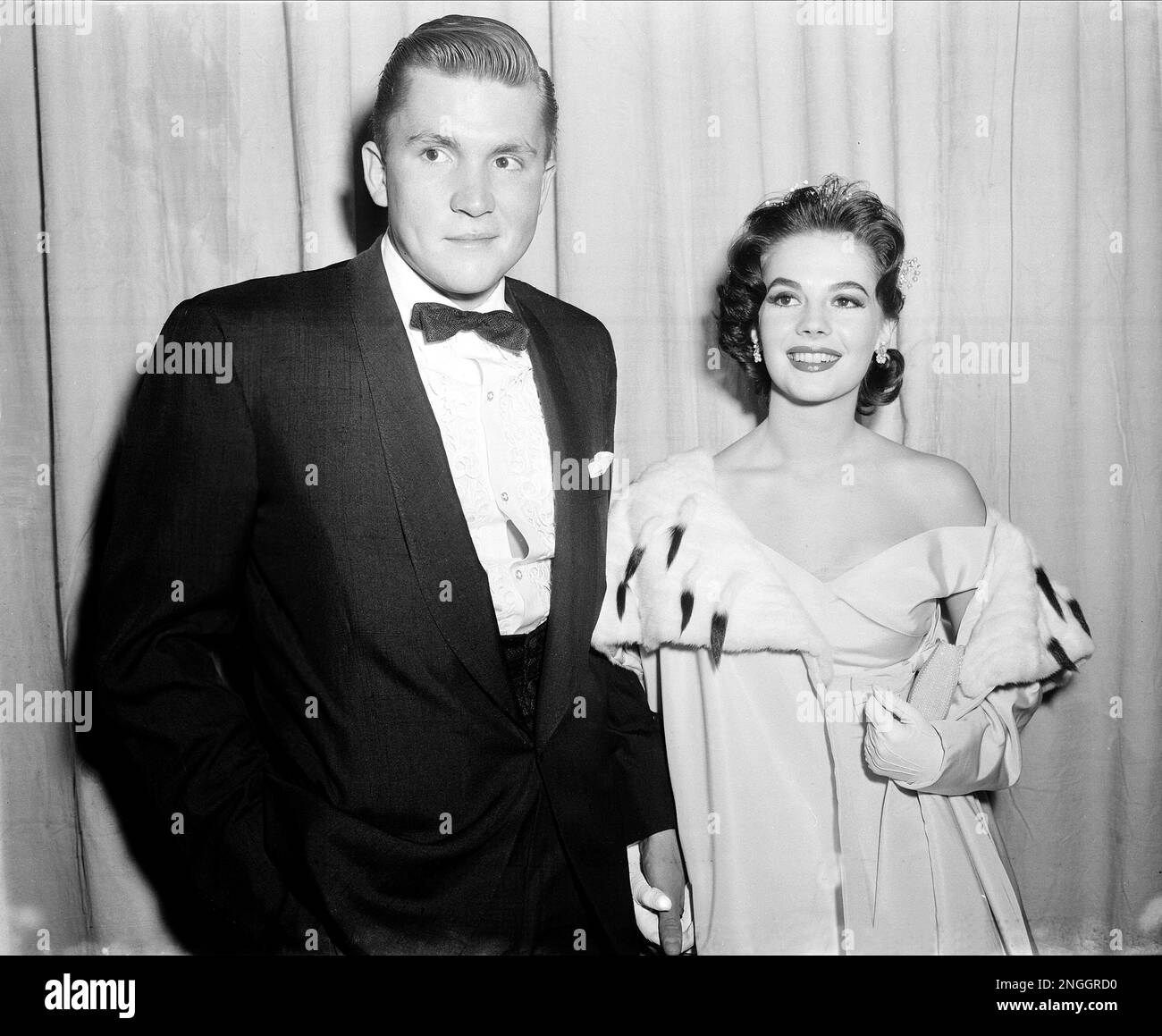 Race car driver Lance Reventlow, left, attends the annual Academy ...
