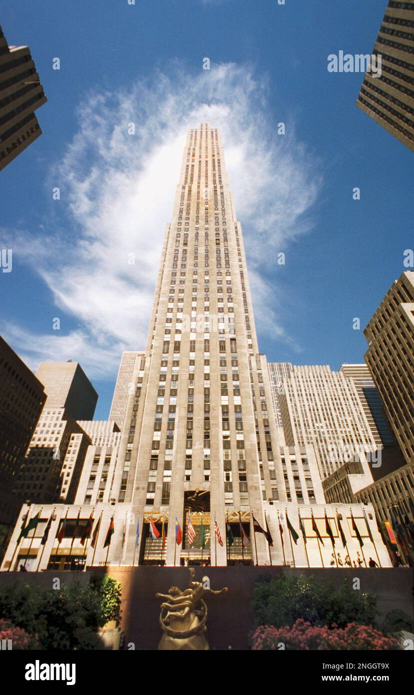 The 70-story General Electric Building at 30 Rockefeller Plaza towers ...
