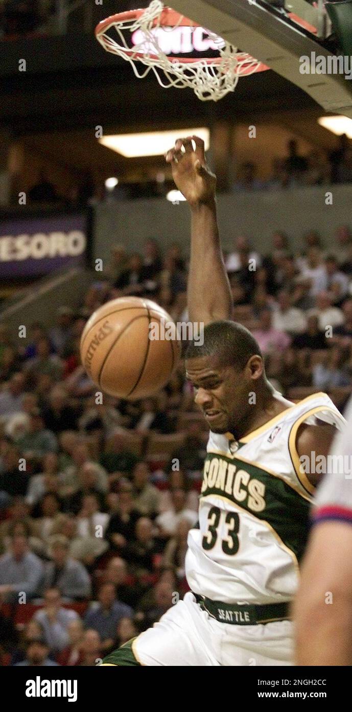 ADVANCE FOR WEEKEND, FEB. 23-24 - Seattle SuperSonics' Jerome James ...