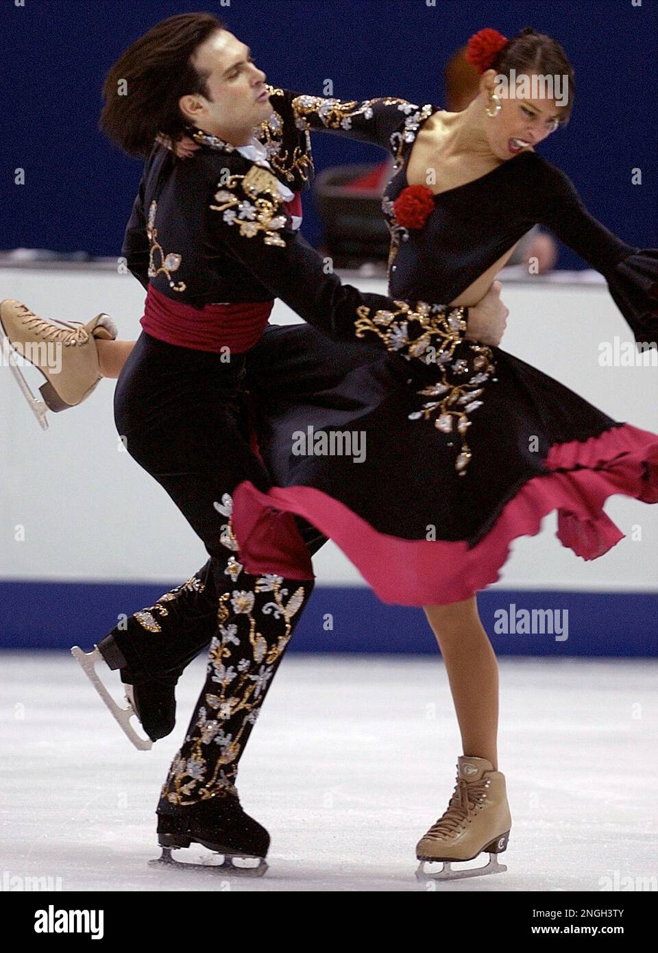 Barbara Fusar Poli and Maurizio Margaglio of Italy compete in the ice ...