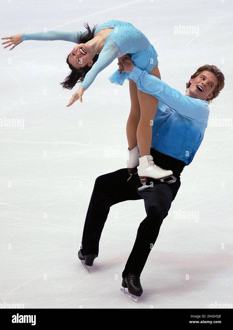 US figure skaters Kyoko Ina and John Zimmerman compete in the pairs ...