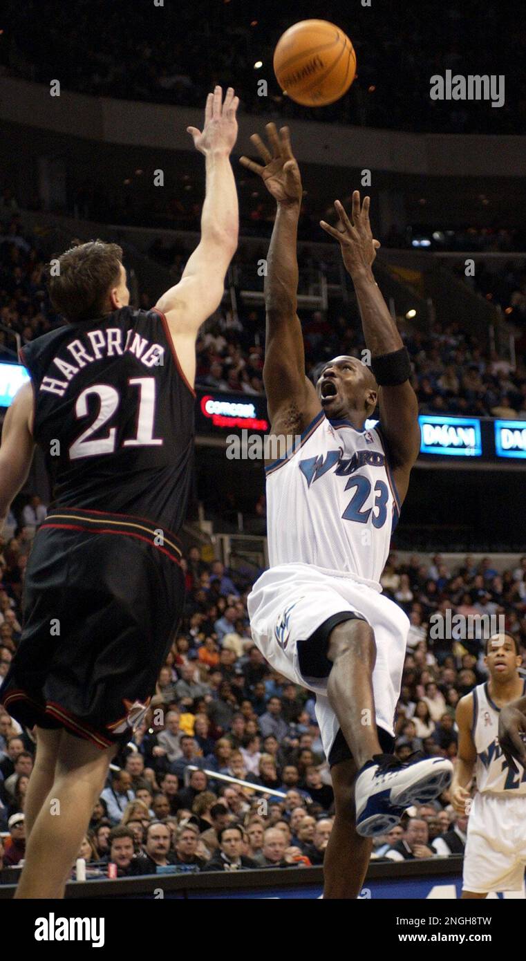 Washington Wizards' Michael Jordan (23) shoots over Philadelphia 76ers ...