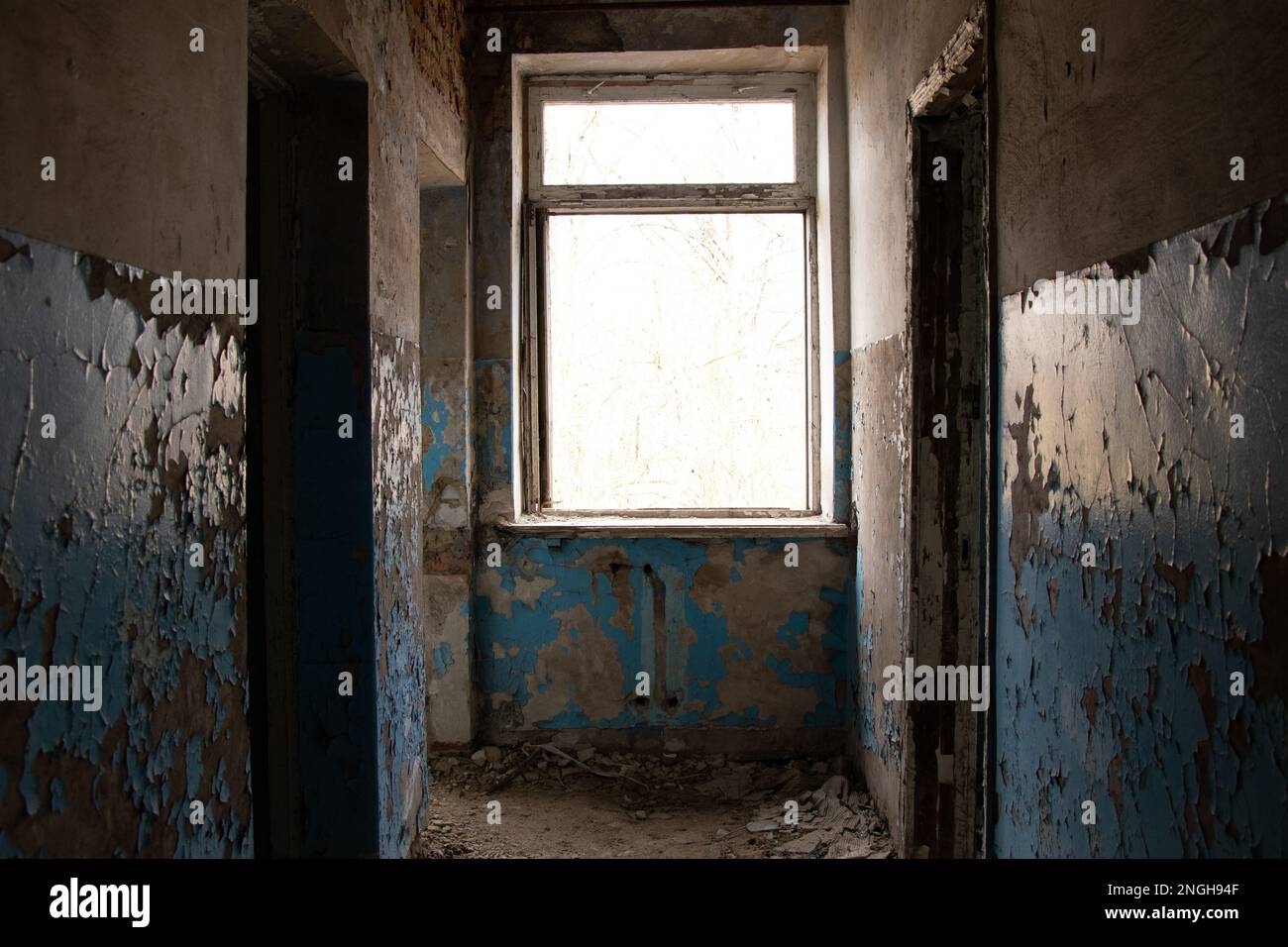old abandoned unfinished building, unfinished house Stock Photo - Alamy