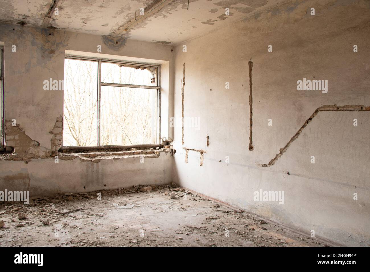 old abandoned unfinished building, unfinished house Stock Photo - Alamy