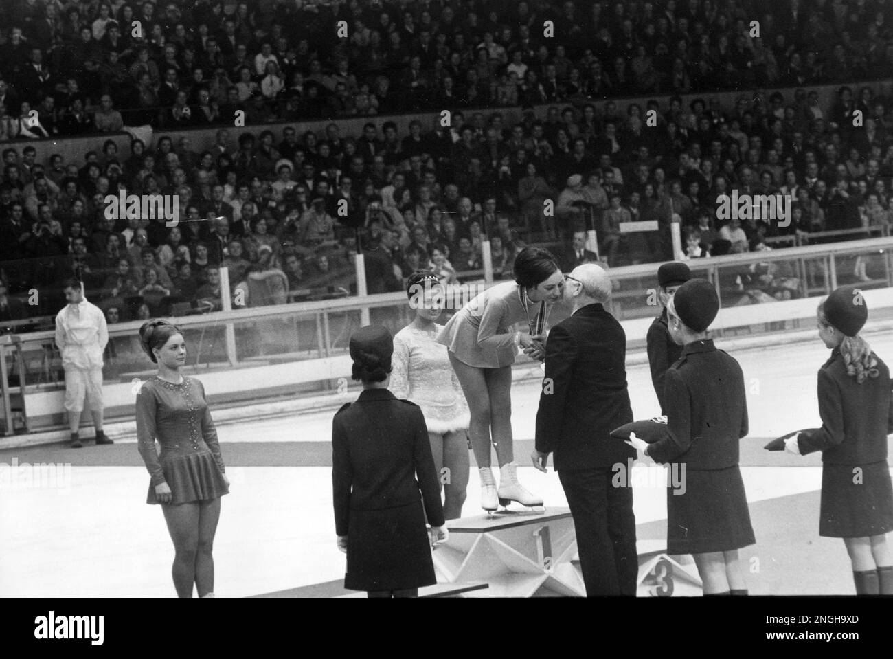 Avery Brundage, president of the Olympic Committee, gives America's ...