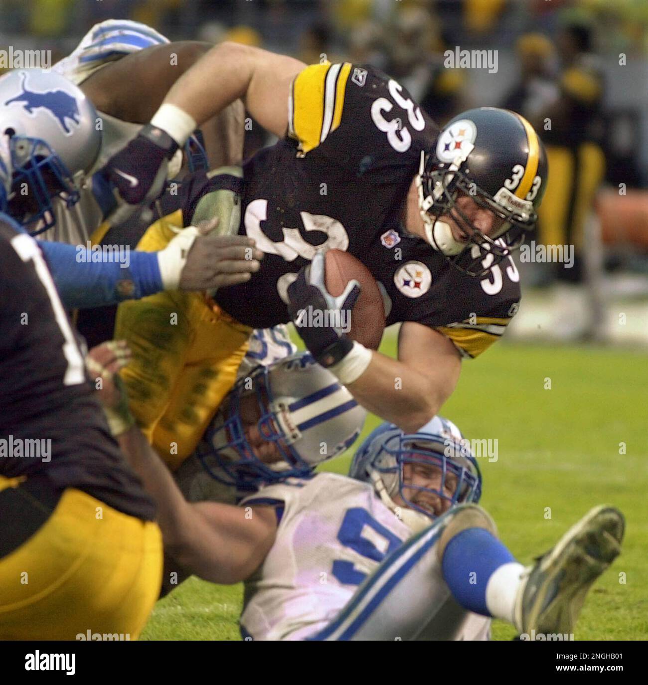 Pittsburgh Steelers running back R.J. Bowers (33) dives over Detroit ...