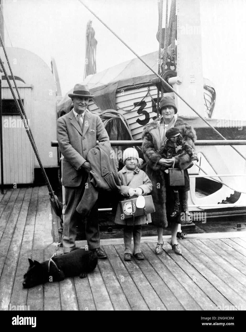 American writer F. Scott Fitzgerald poses with his wife Zelda and their ...
