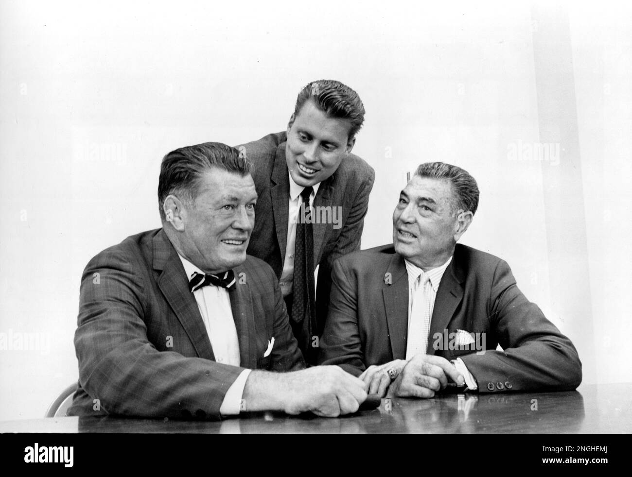 Heavyweights Gene Tunney, left, and Jack Dempsey, right, pose with ...