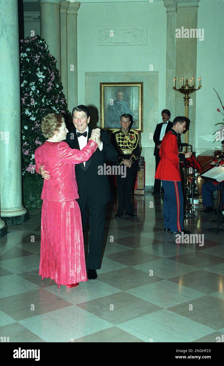 U.S. President Ronald Reagan and British Prime Minister Margaret ...