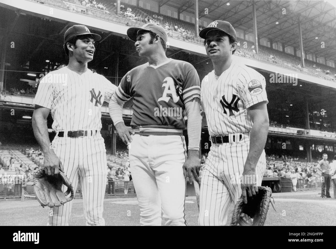 The Alou brothers, Felipe of the New York Yankees, left, Jesus of the ...