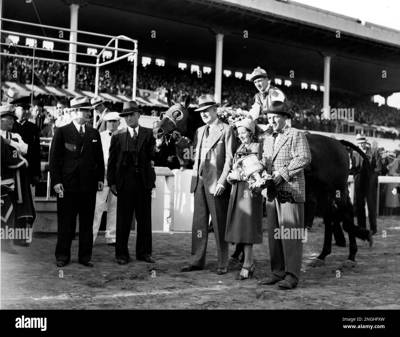 American thoroughbred Seabiscuit, with jockey "Spec" Richardson up, is ...