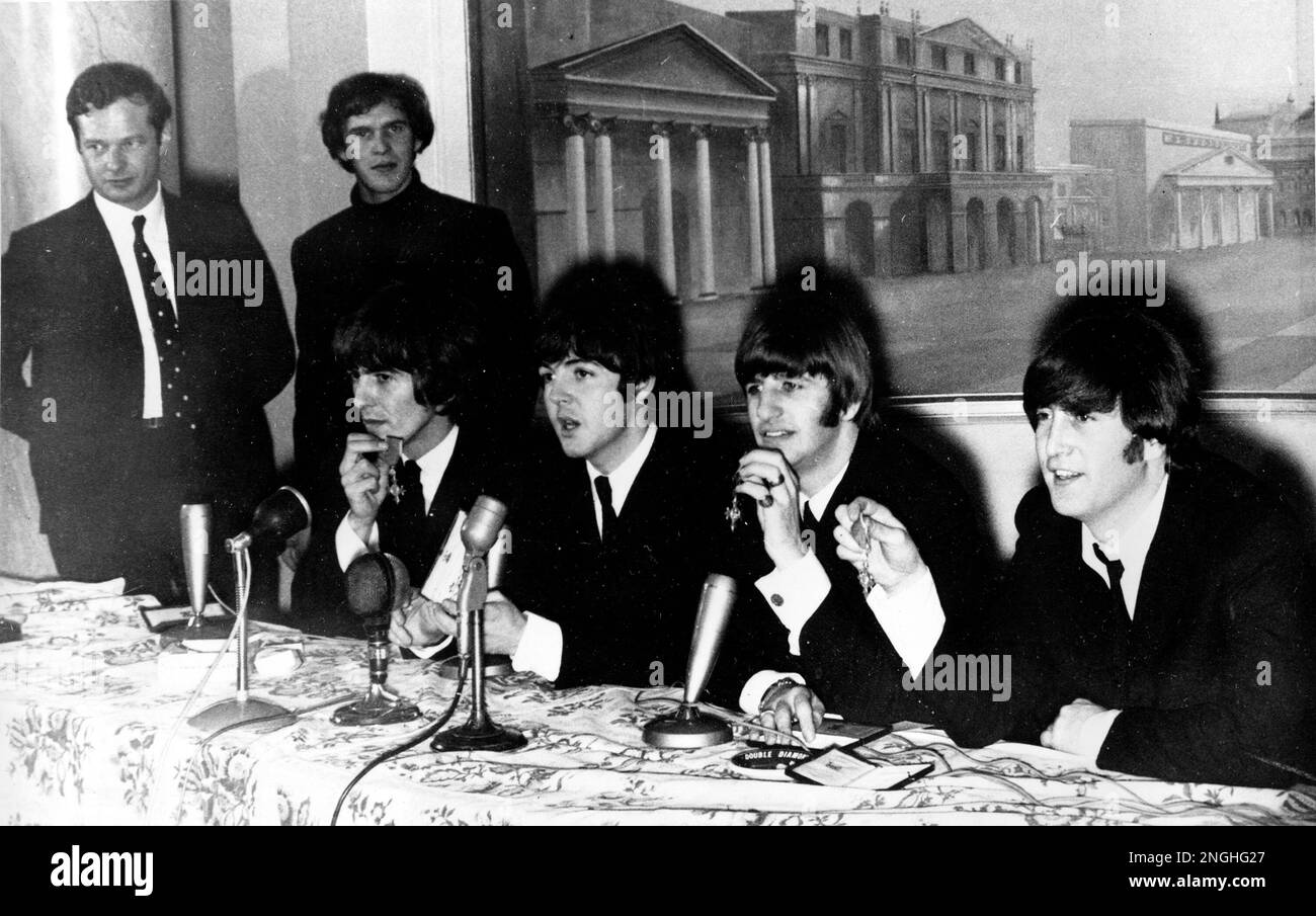 The Beatles show their Member of the Order of the British Empire (MBE ...