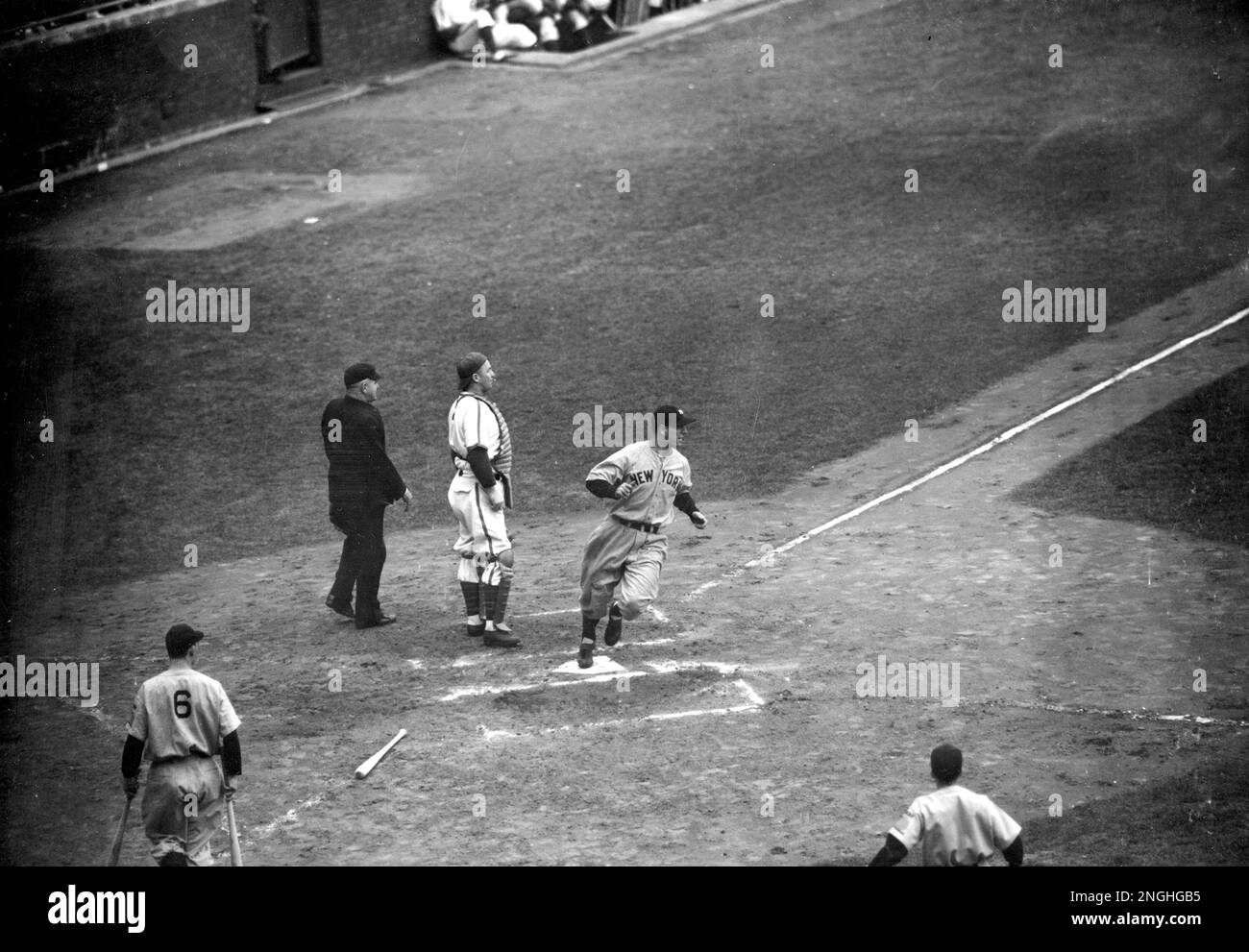 Lou Gehrig, New York Yankees first basemen, scores the first run of the ...