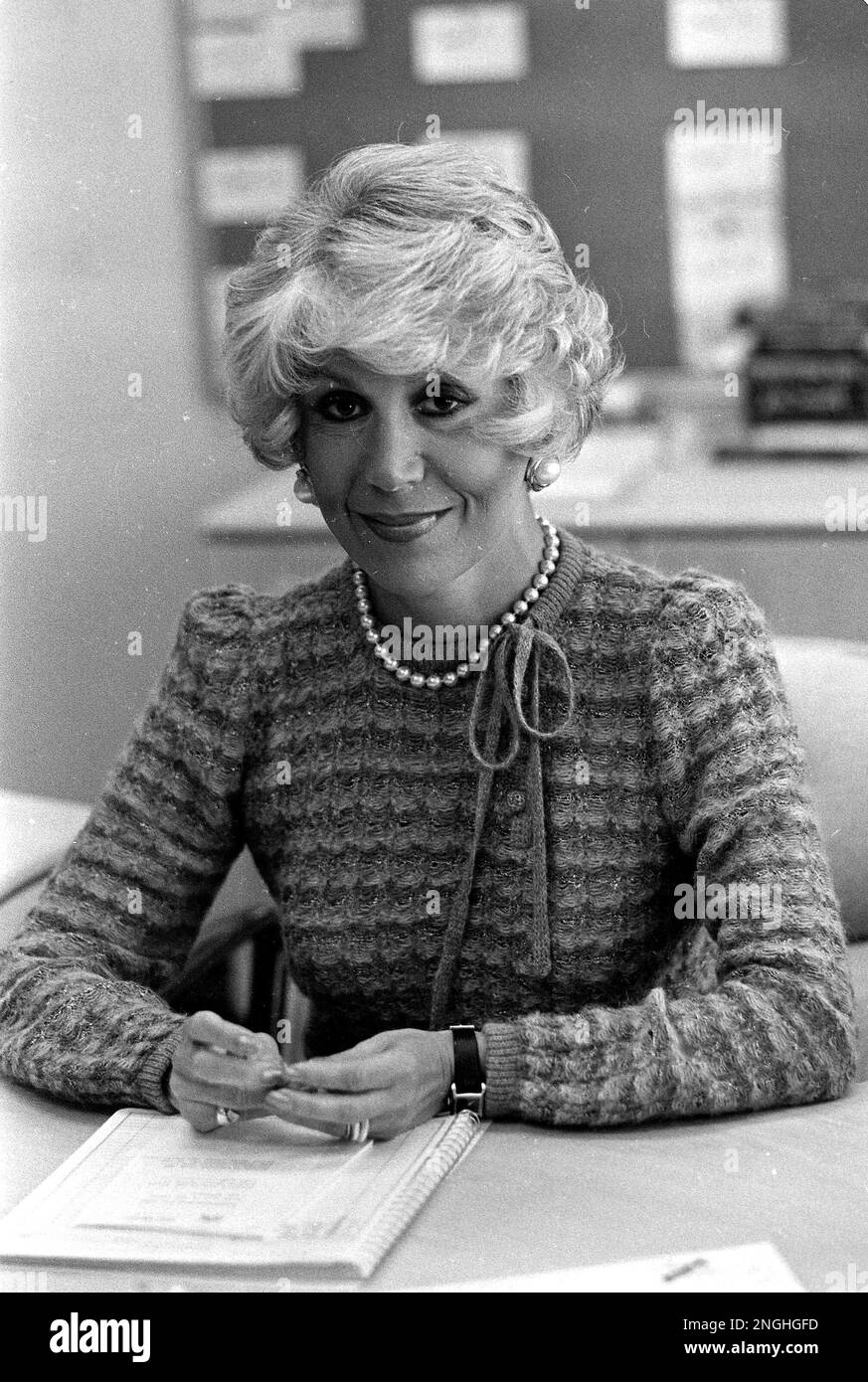 Hollywood reporter Rona Barrett poses in her NBC office in Burbank ...