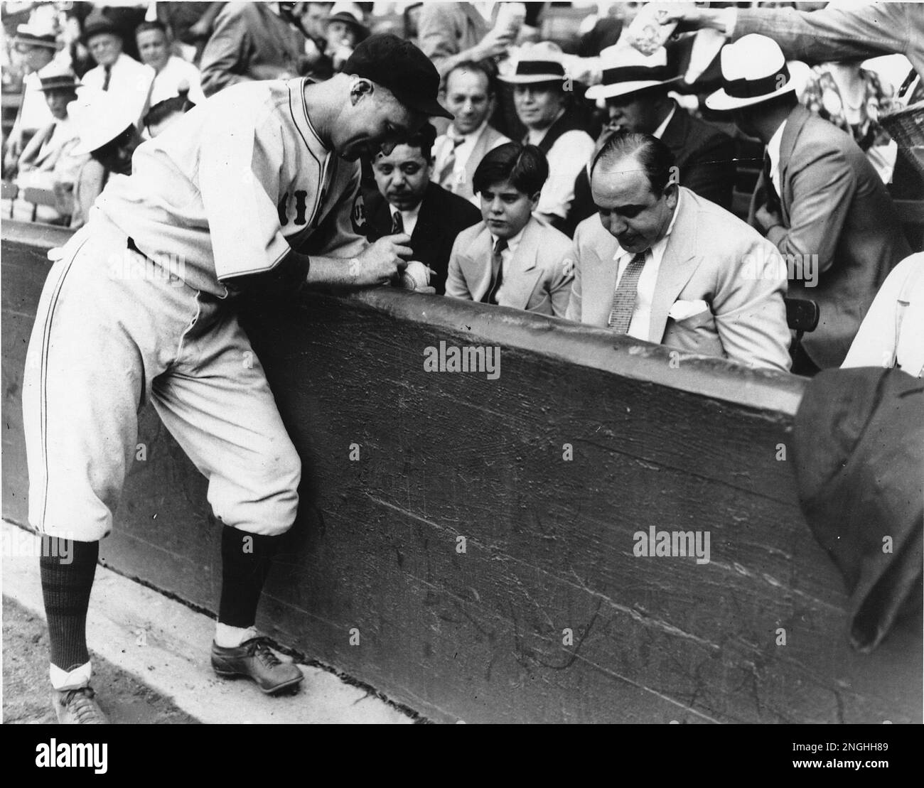 Surrounded by his watchful lieutenants, Chicago's crime boss Al Capone ...