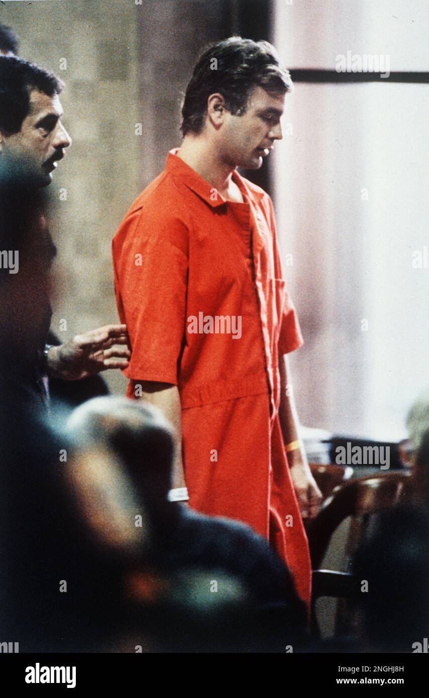 Accused serial killer Jeffrey L. Dahmer leaves the courtroom after a ...