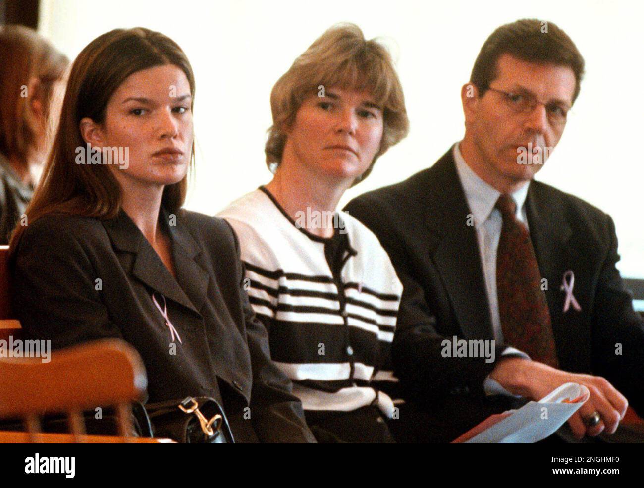 Shannon Sharpe, left, daughter of Dr. Richard J. Sharpe, her aunt ...