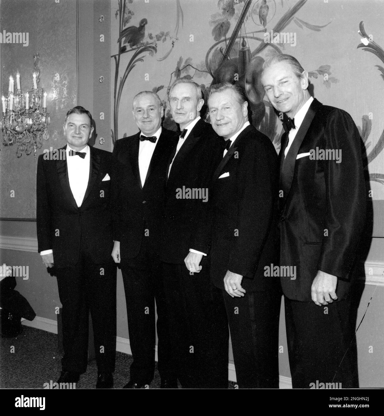 The five Rockefeller brothers pose together at the National Institute ...