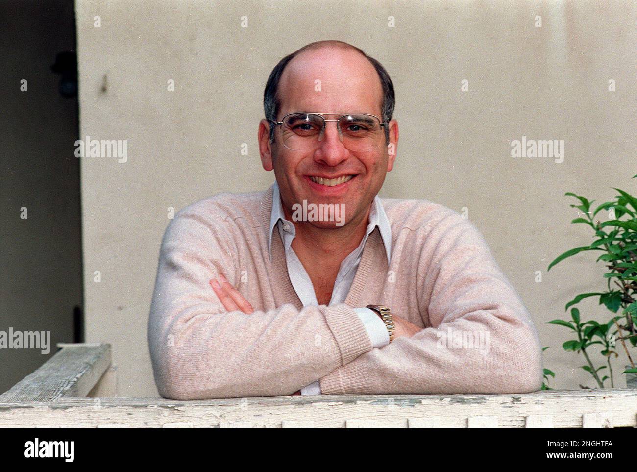 Actor George Wyner poses in Los Angeles, Calif., on Dec. 20, 1986. (AP ...