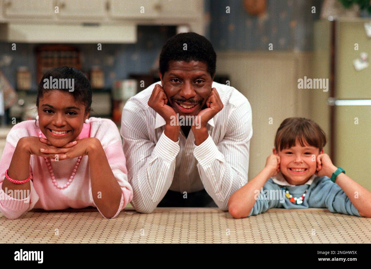 Actor Jimmy Walker poses with co-stars Tyres Perry, left, and Marie ...
